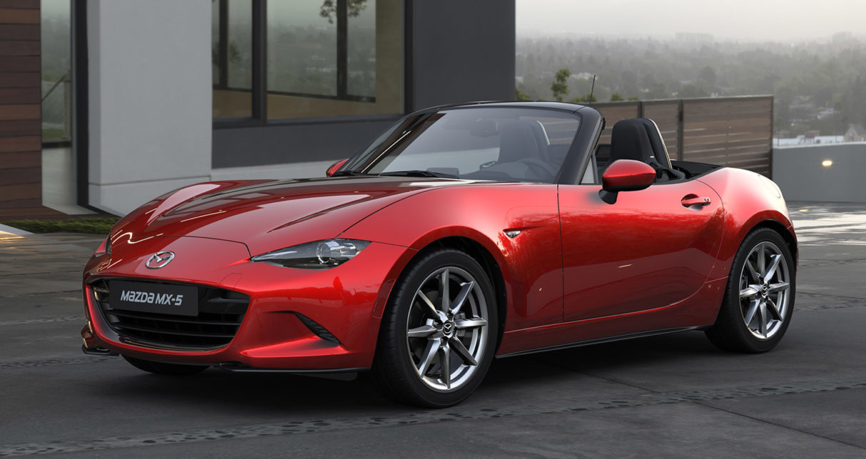 30 anni Mazda MX-5: le Miata sfilano a Torino | MotoriNotizie.it
